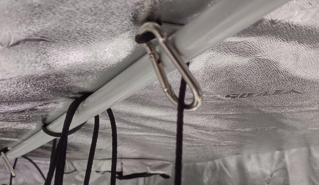 Light Hangers: What Are They and How Do I Correctly Use Them? | VIVOSUN